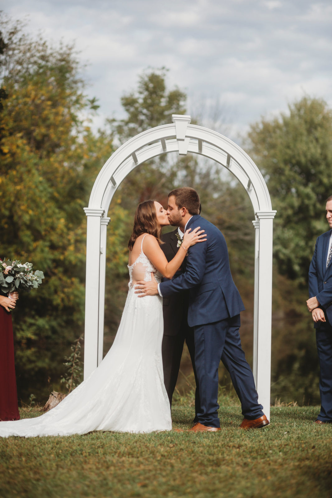 Stauffer Farms Wedding - Brittney + Mike - samanthamitchellphotos.com