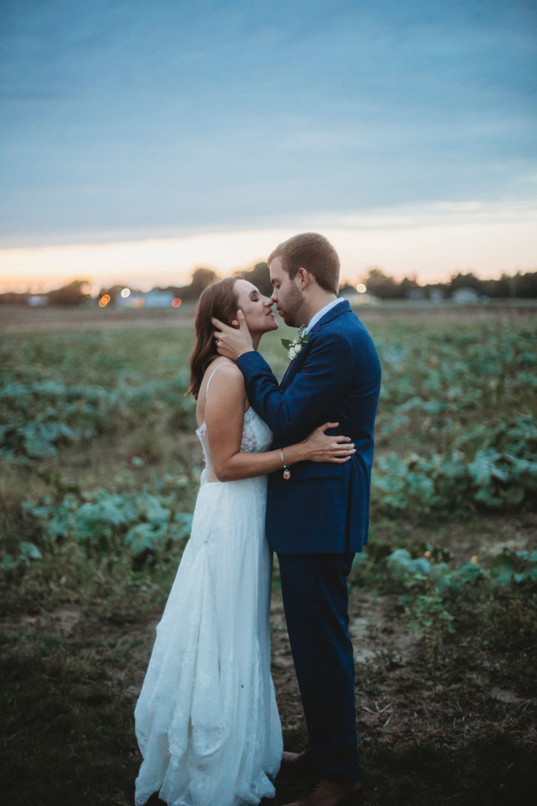 Stauffer Farms Wedding - Brittney + Mike - samanthamitchellphotos.com